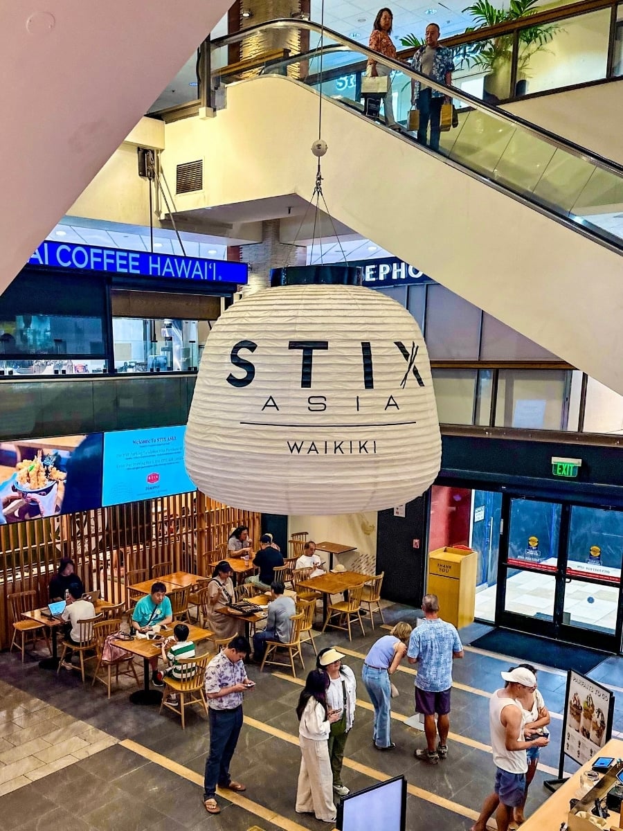 Budget-Friendly Bites: Waikīkī Food Courts