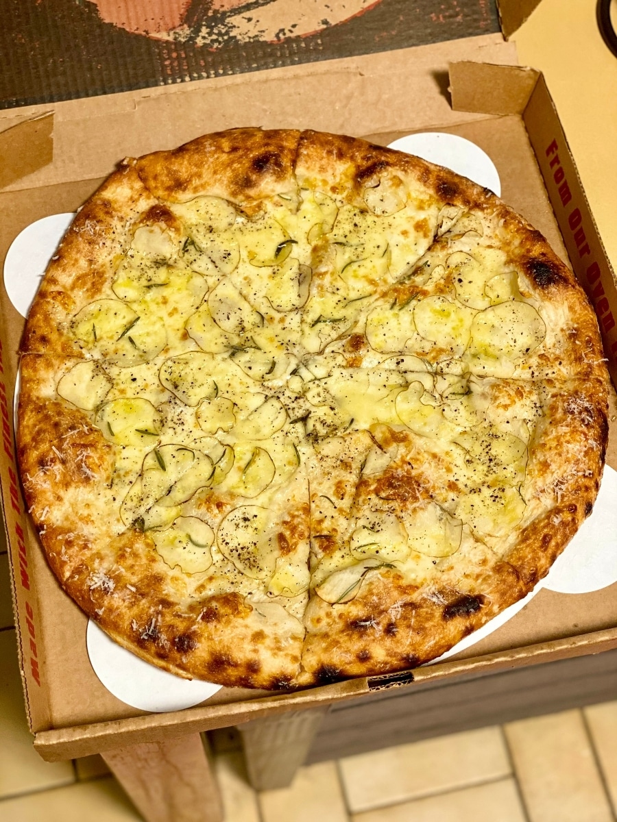 Top 10 Pizza Spots in Honolulu
